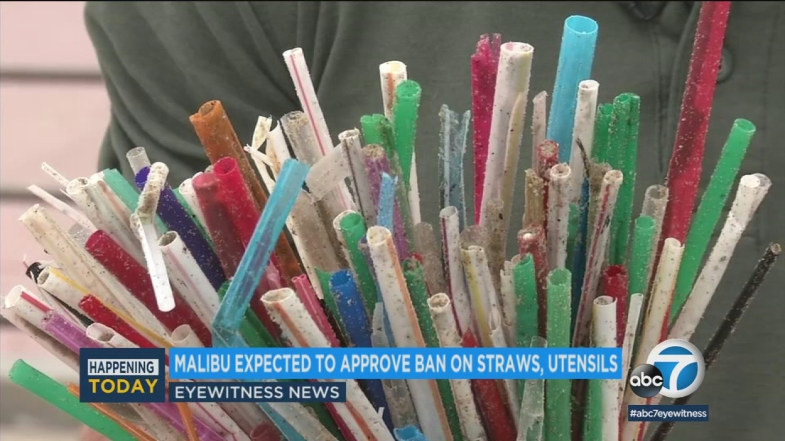 Malibu City Council approves plastic straw, utensils ban - ABC7 Los Angeles
