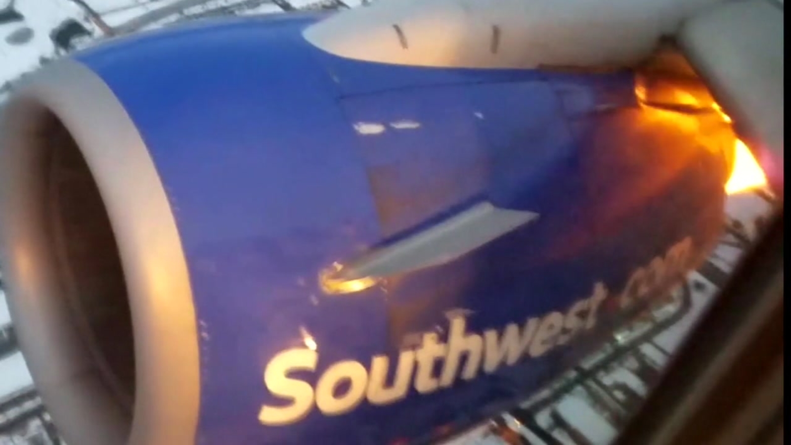 Engine fire forces Southwest flight to return to airport - ABC13 Houston
