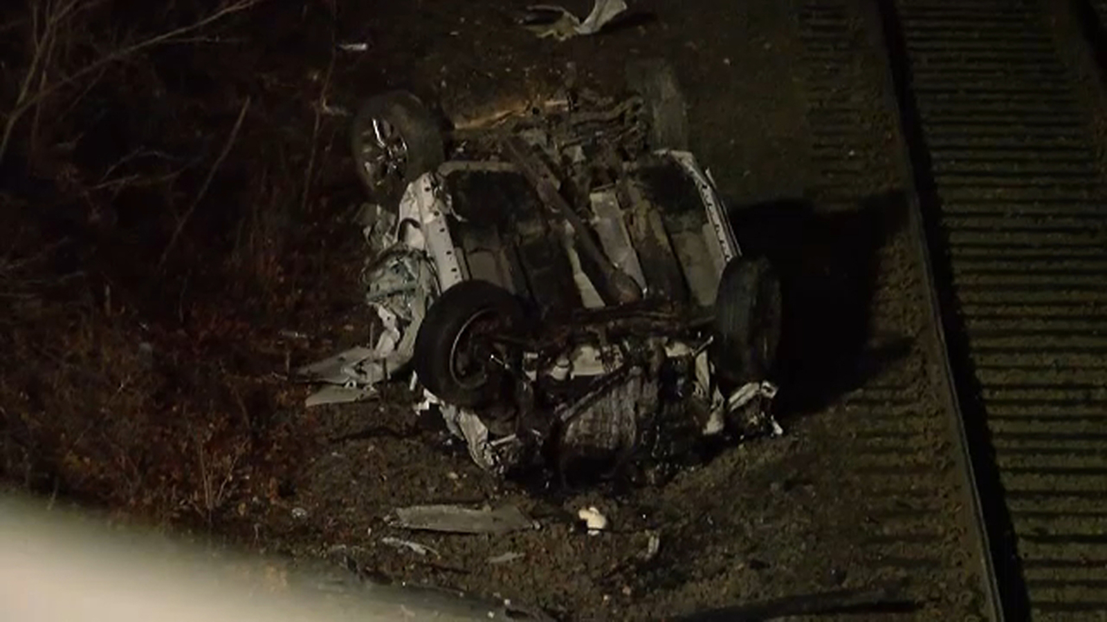 LIRR train slams into car, killing driver in East Northport - ABC7 New York