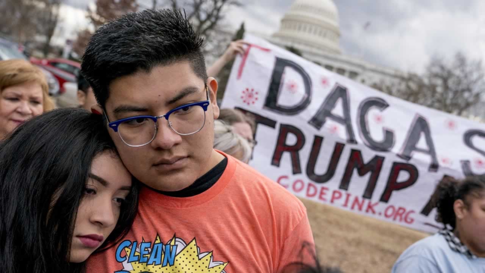 TIMELINE: What led to Trump Administration's decision to end DACA ...