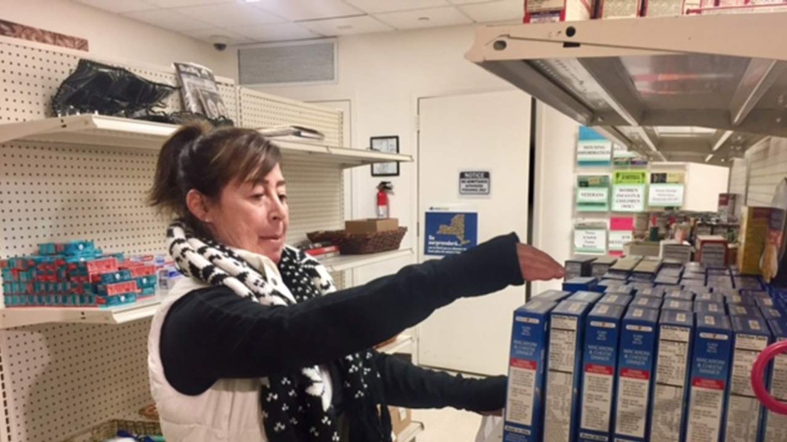 Long Island food banks seeing increase in people coming to receive food ...