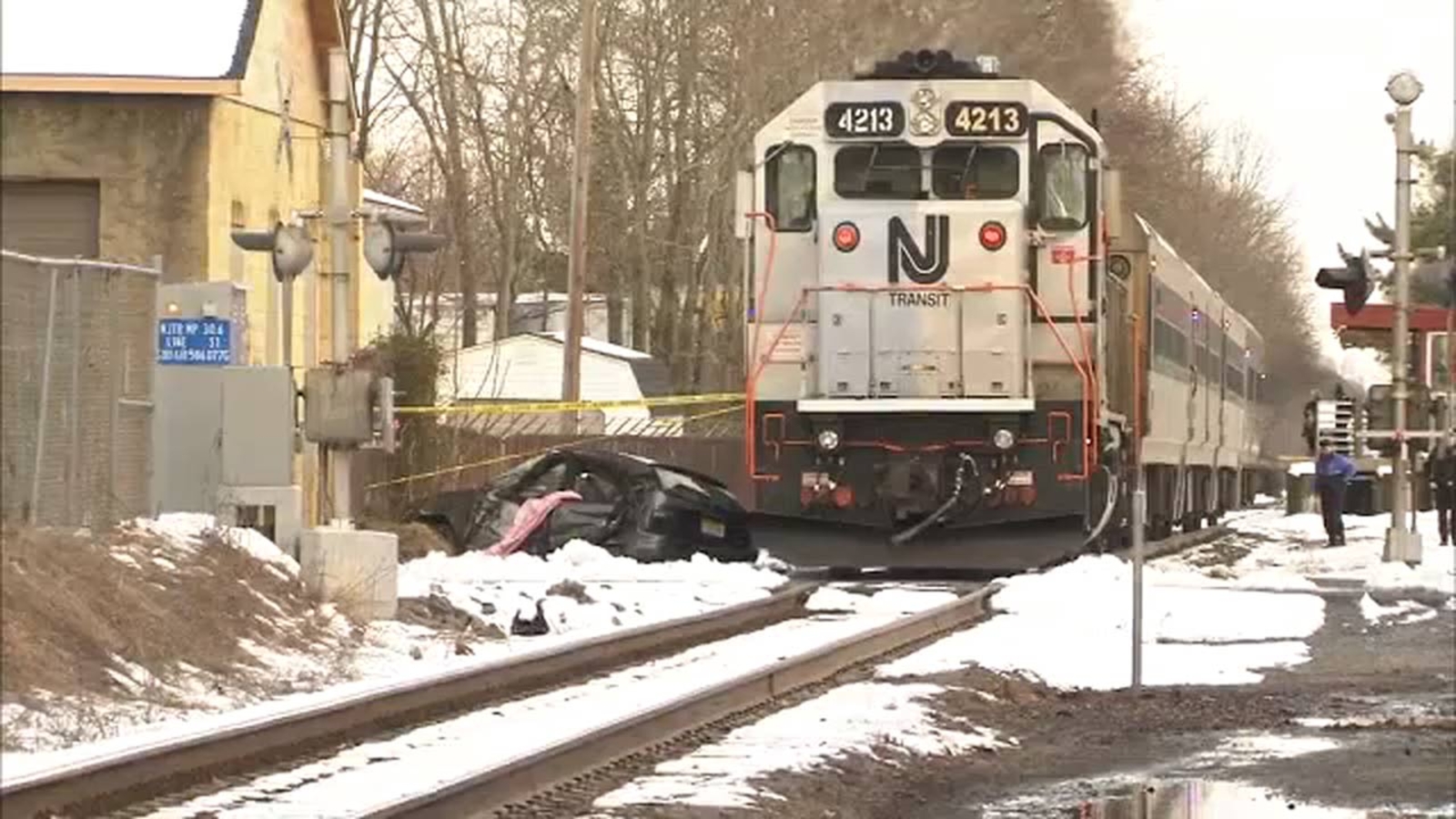 1 dead, 1 injured after car and train collide in Hammonton - 6abc ...