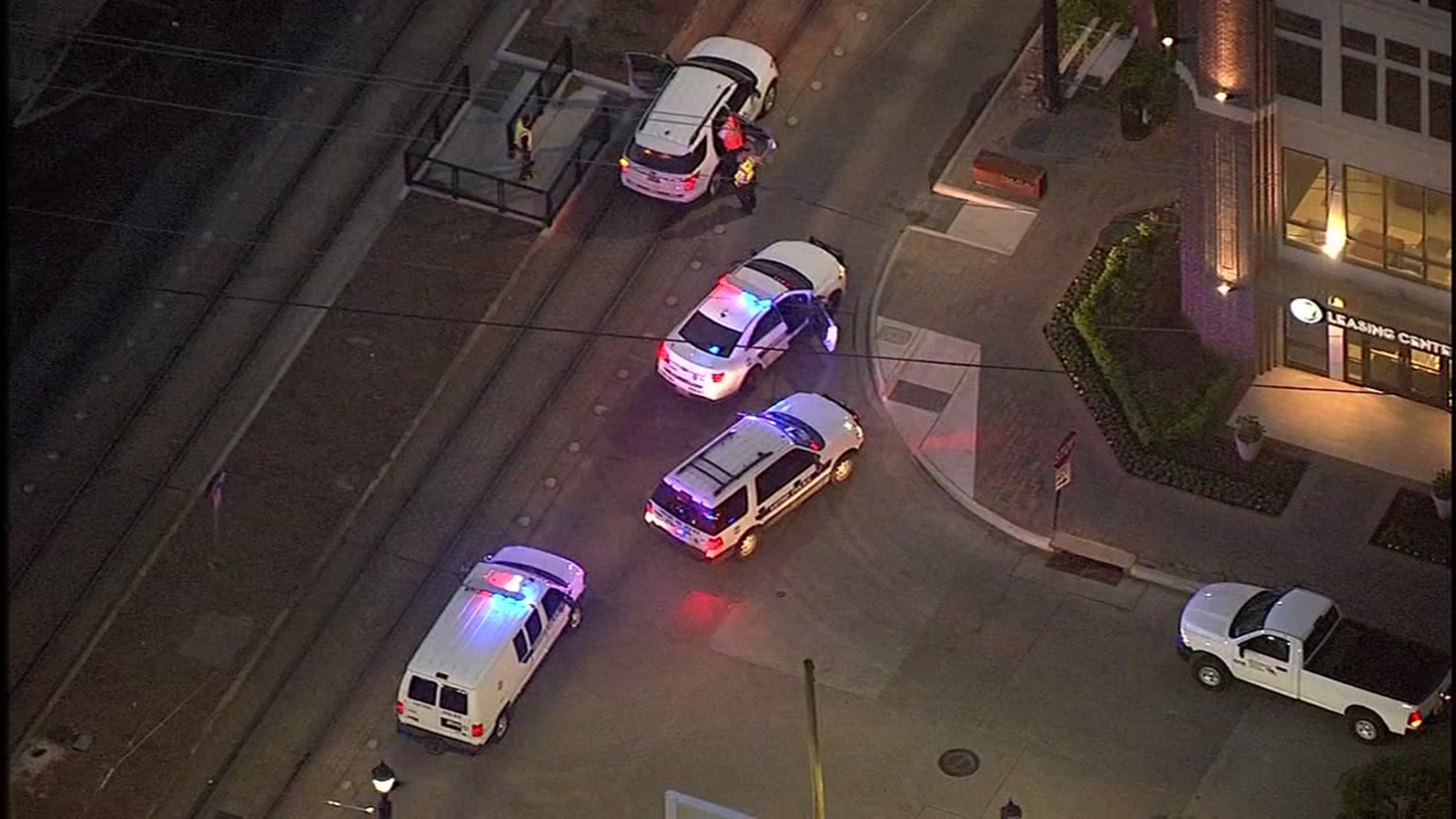 Person walking along tracks hit, killed by METRORail in Midtown - ABC13 ...