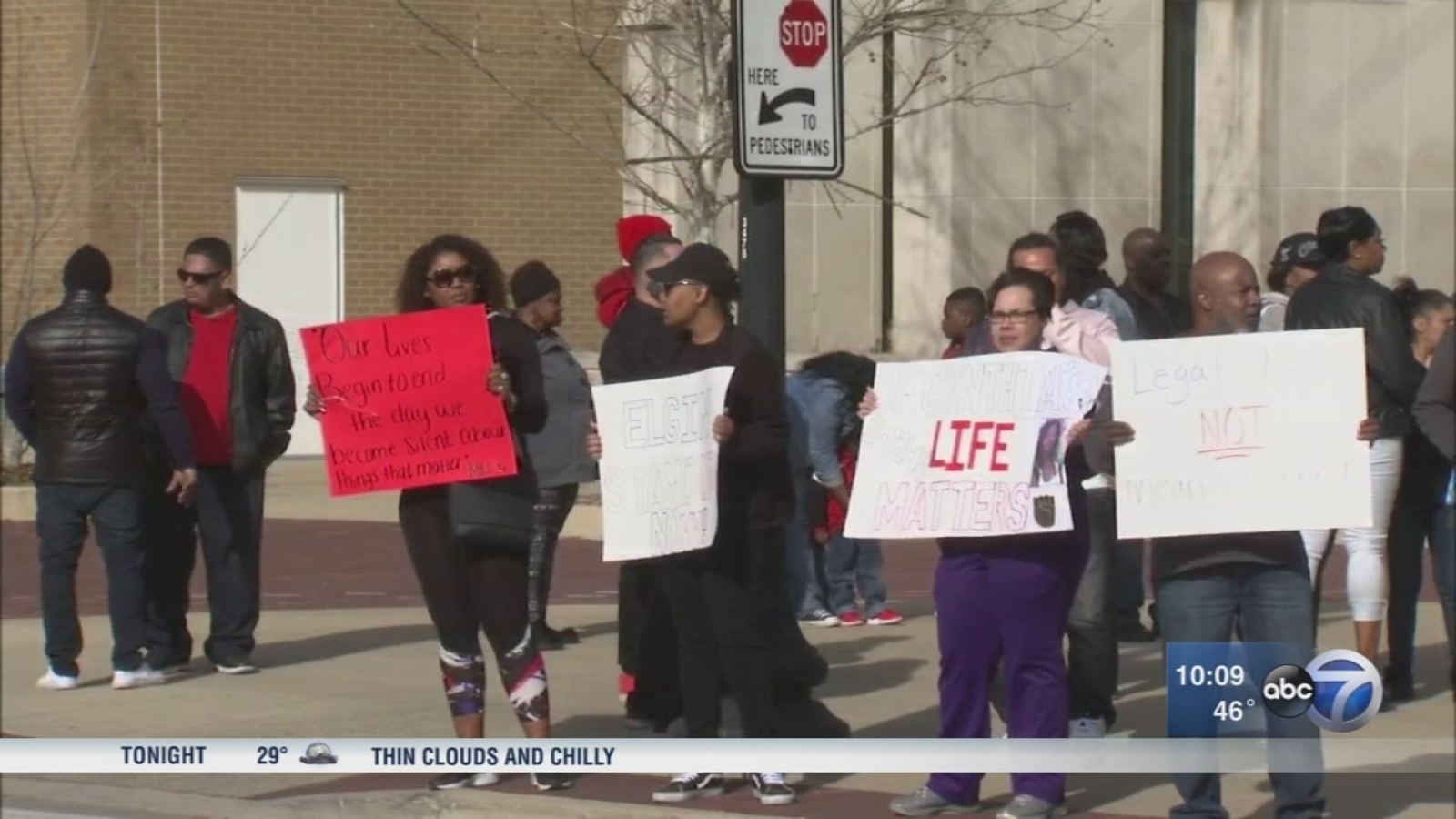 Protesters call for justice in Elgin police-involved shooting - ABC7 ...