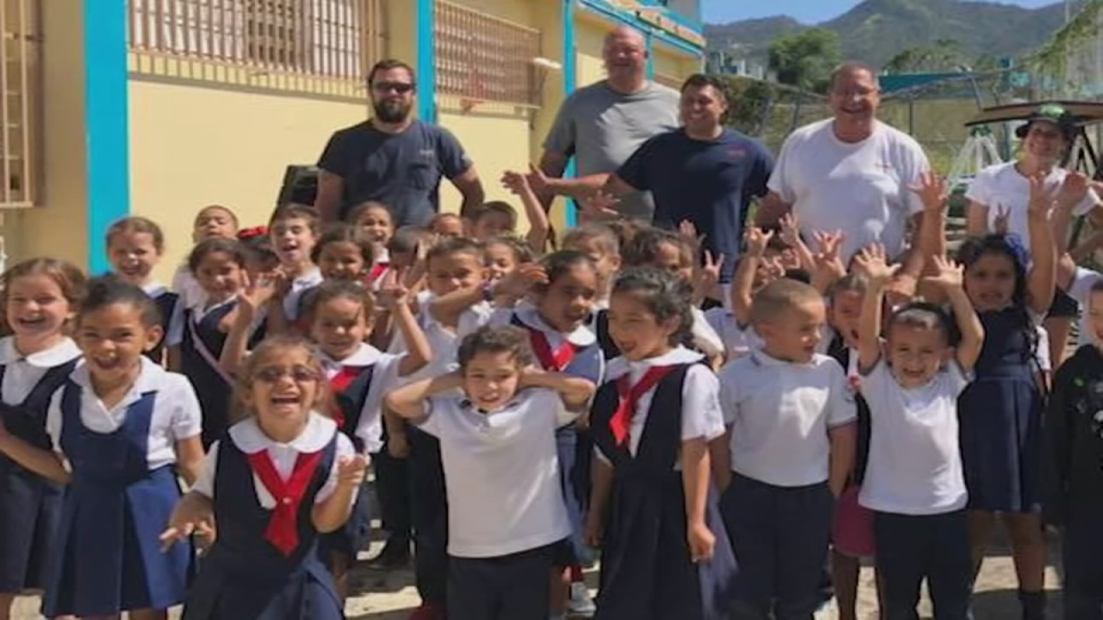 ComEd workers from Chicago area rebuild playground in Puerto Rico ...