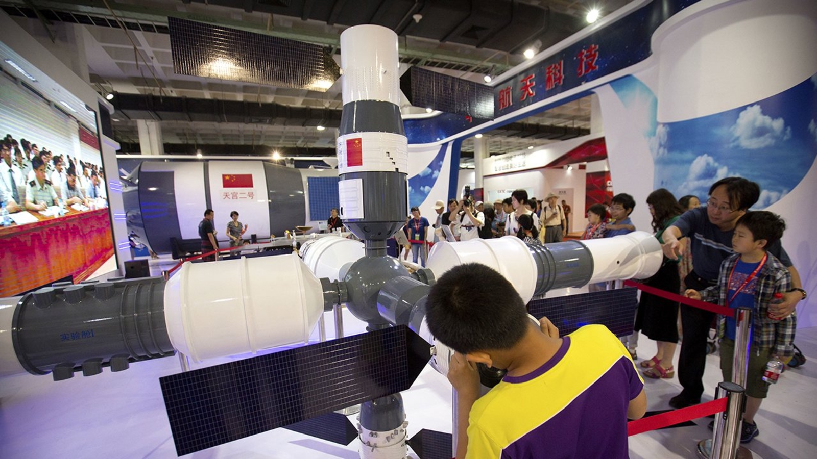 China's Tiangong-1 space station could fall to Earth over Midwest ...