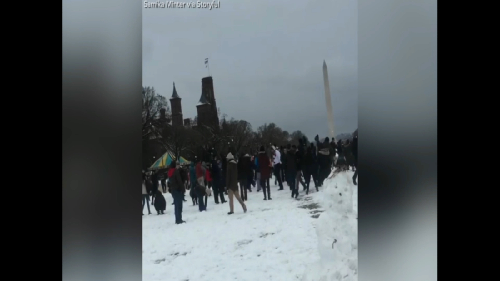 Snowball fight breaks out at the National Mall - 6abc Philadelphia