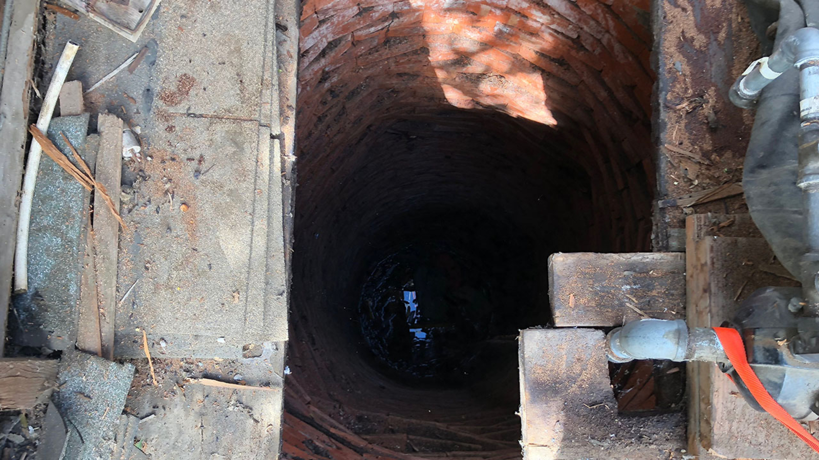 92-year-old Fremont man rescued after falling 26 feet into well - ABC7 ...