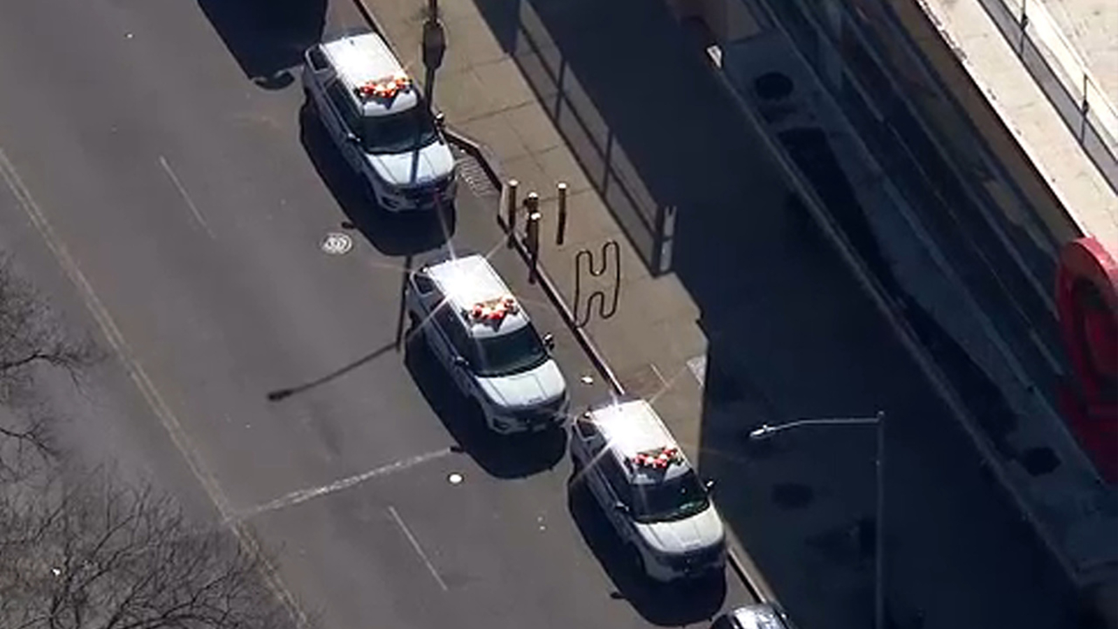 Armed robbers steal $50,000 from Manhattan Target store - ABC7 New York