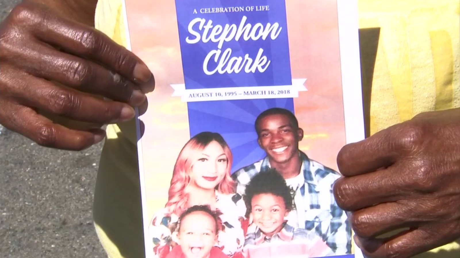Family holds emotional wake for Stephon Clark in Sacramento - ABC7 San ...