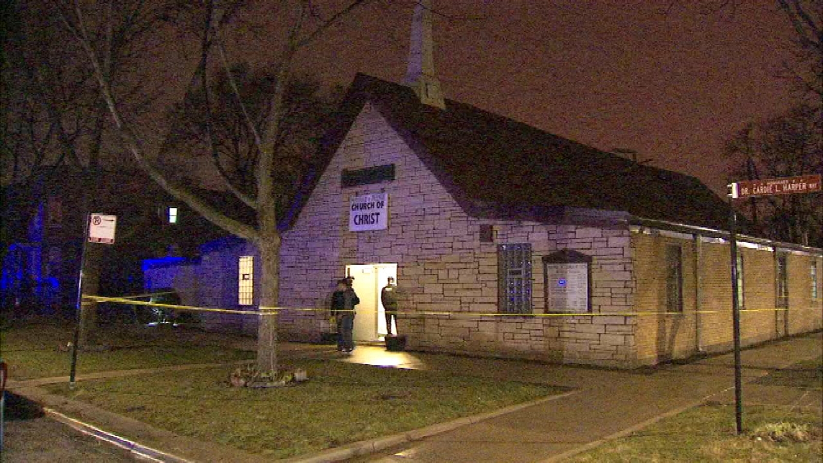 Man charged after shootout with security guard at West Garfield Park ...