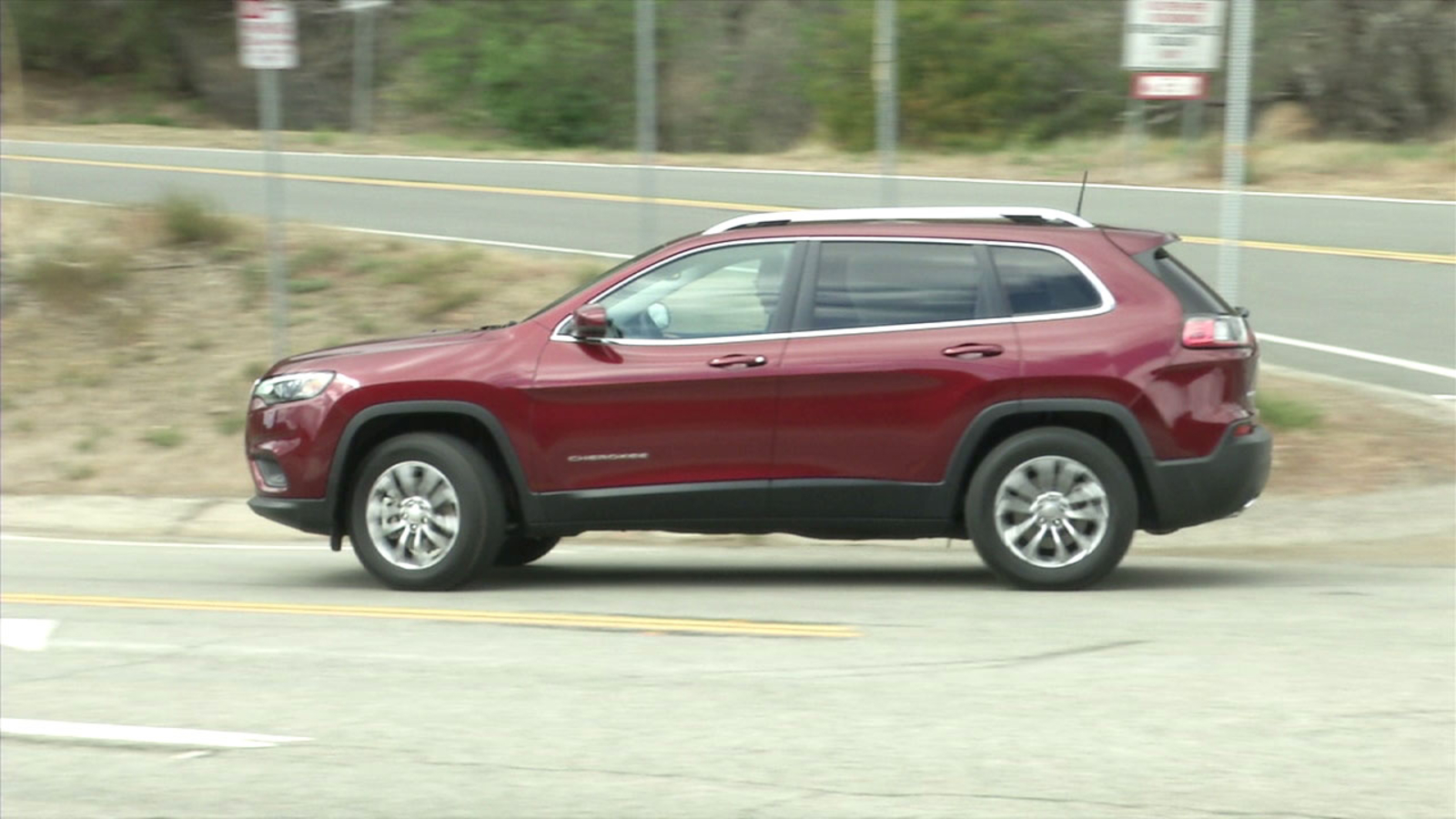 Jeep offering new models, updates as buyers increasingly choose SUVs ...