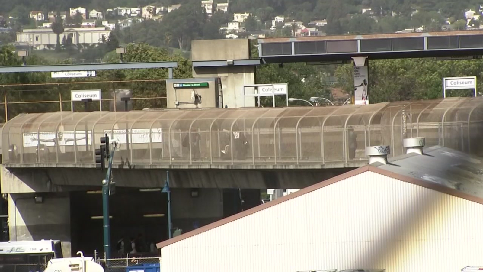 Suspect in custody after 3 stabbed at Coliseum BART station in Oakland ...