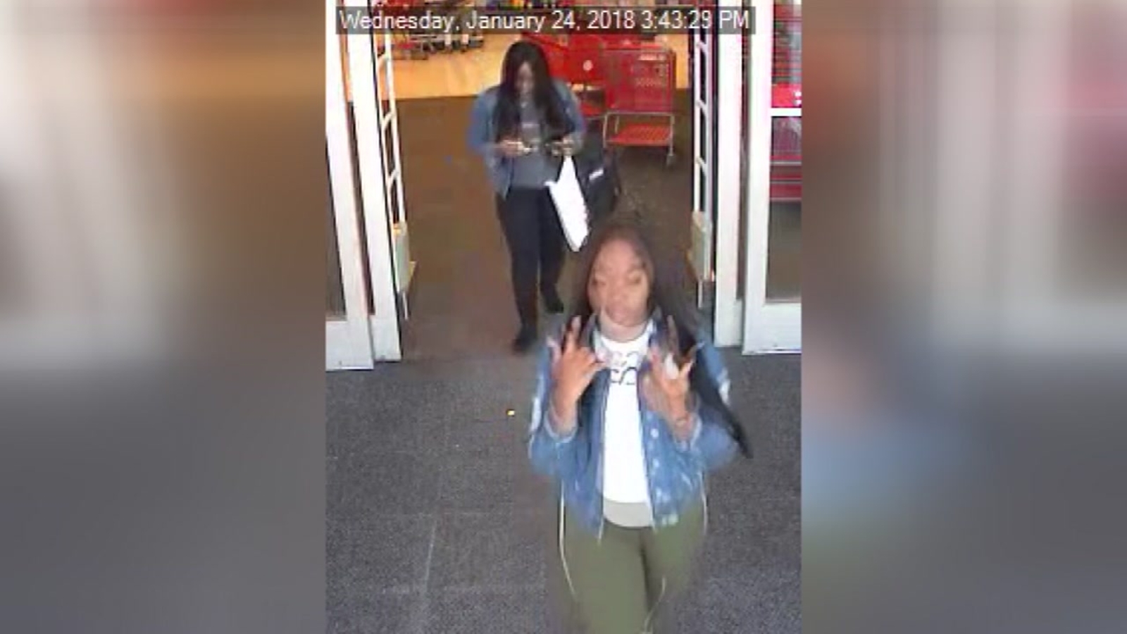 Surveillance video shows women accused of stealing credit cards - ABC13 ...