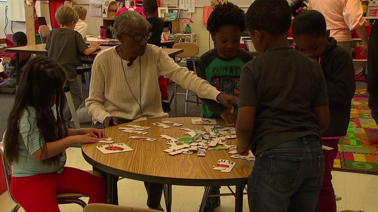 Meet 94-year-old Alma Boykin, a beloved volunteer at Hunter Elementary ...