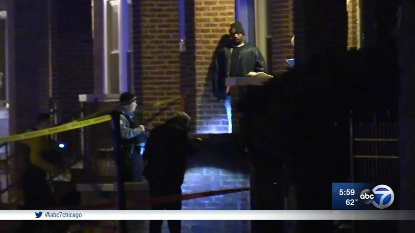 Off-duty Dolton police officer shot on Chicago's South Side - ABC7 Chicago