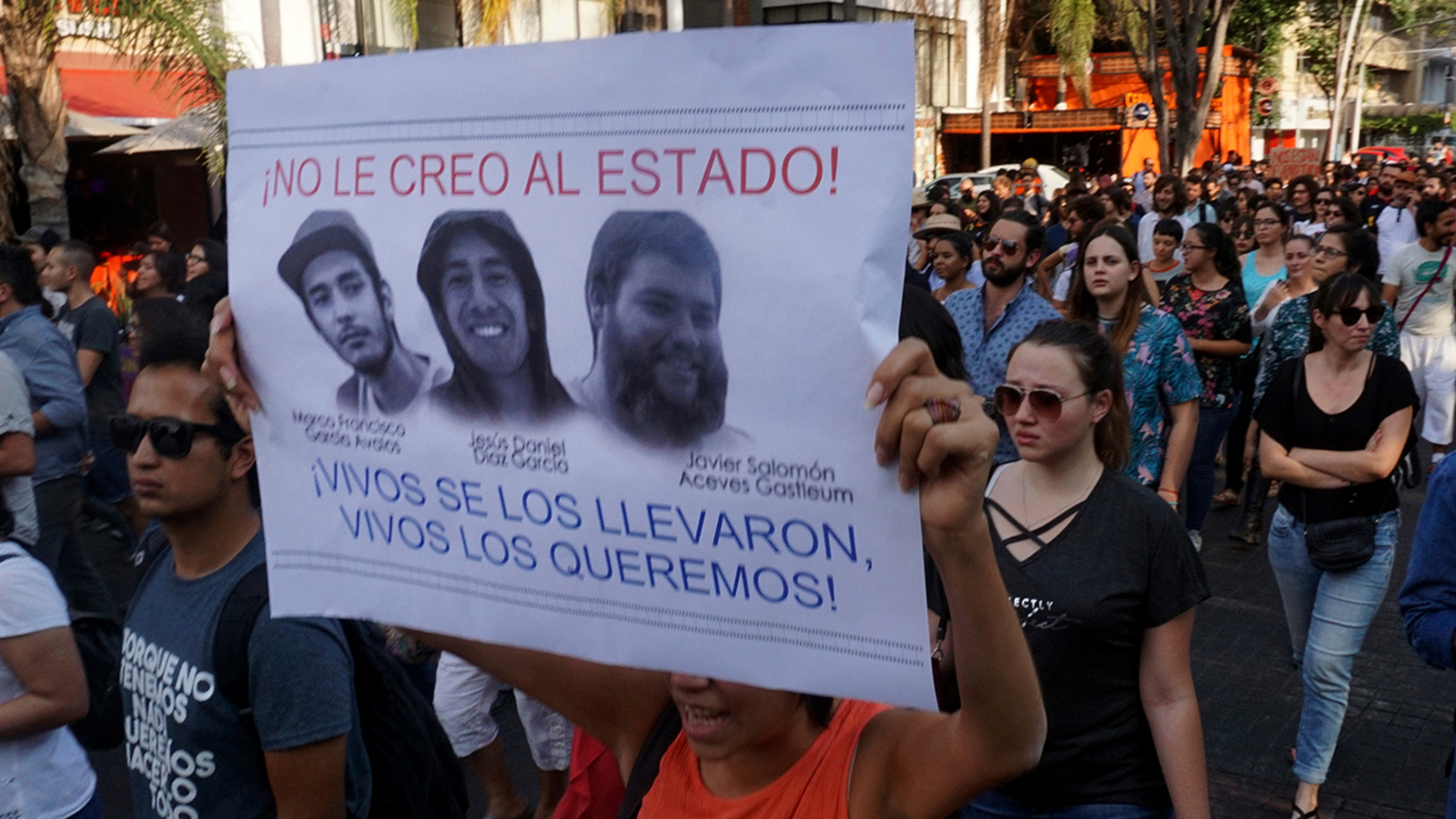 Mexican film students allegedly dissolved in acid by rapper - ABC13 Houston