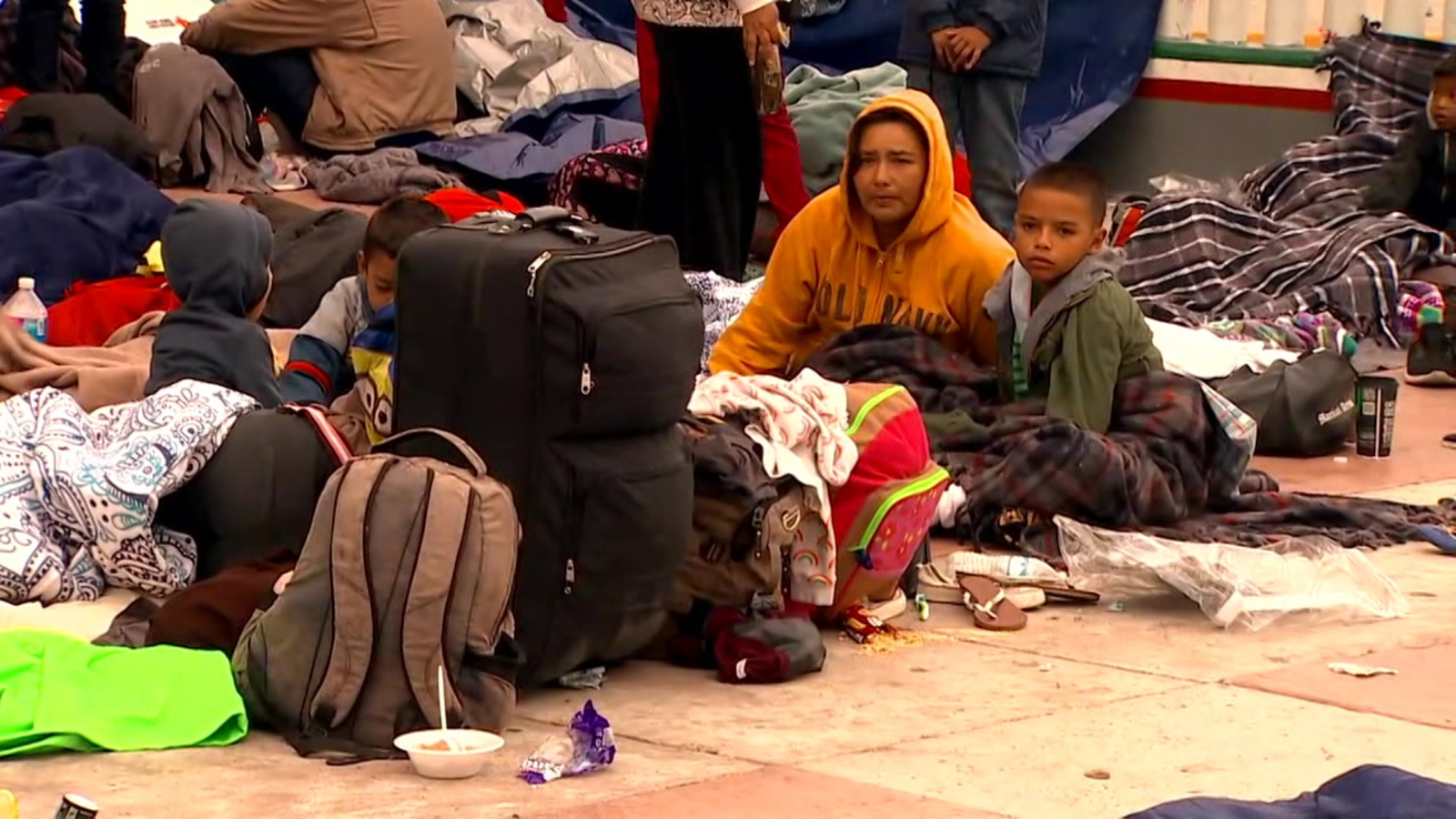 Bay Area man helps caravan migrants claim asylum at U.S.- Mexico border ...