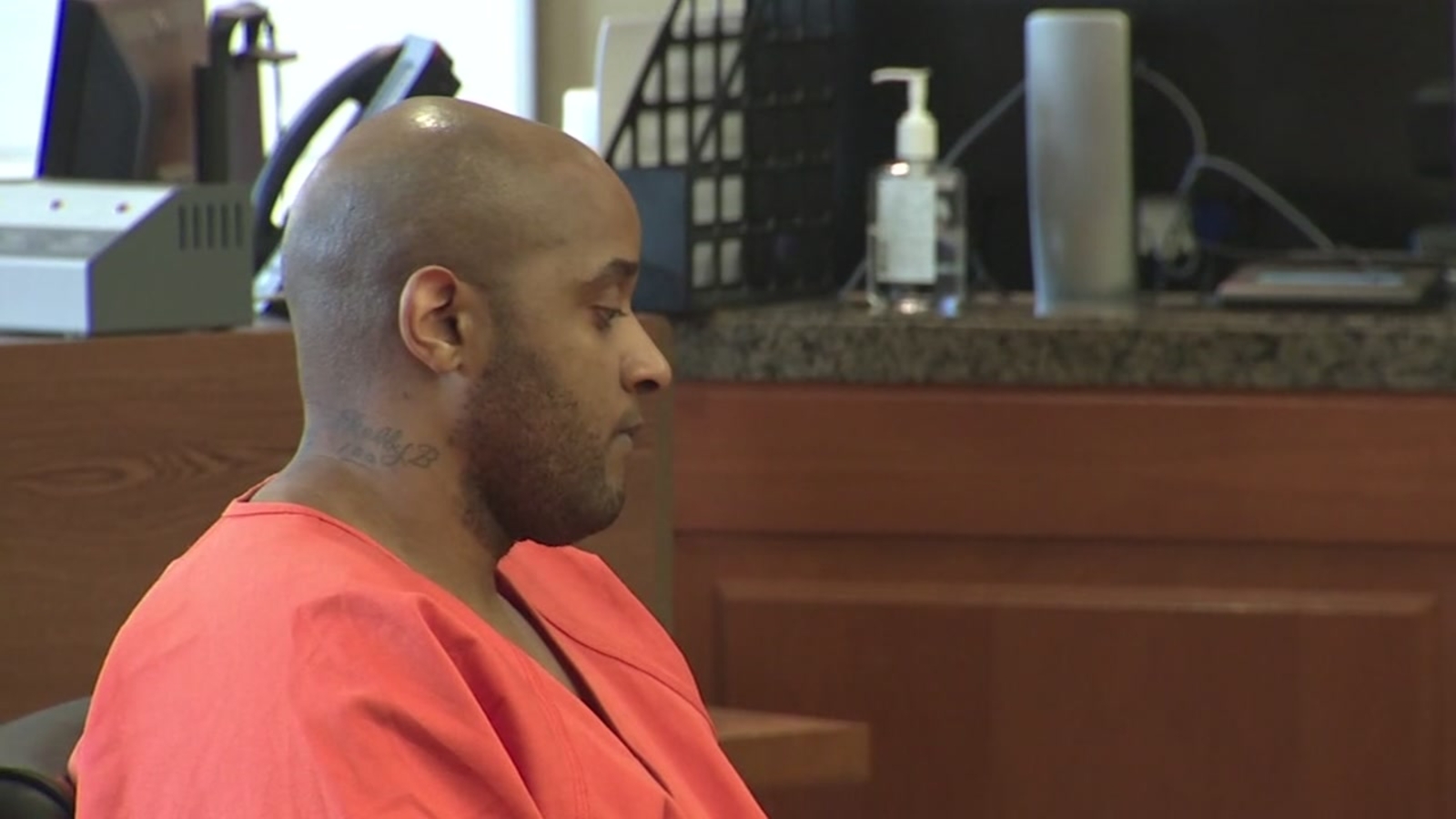 Boyfriend takes plea deal after killing girlfriend in front of her kids ...