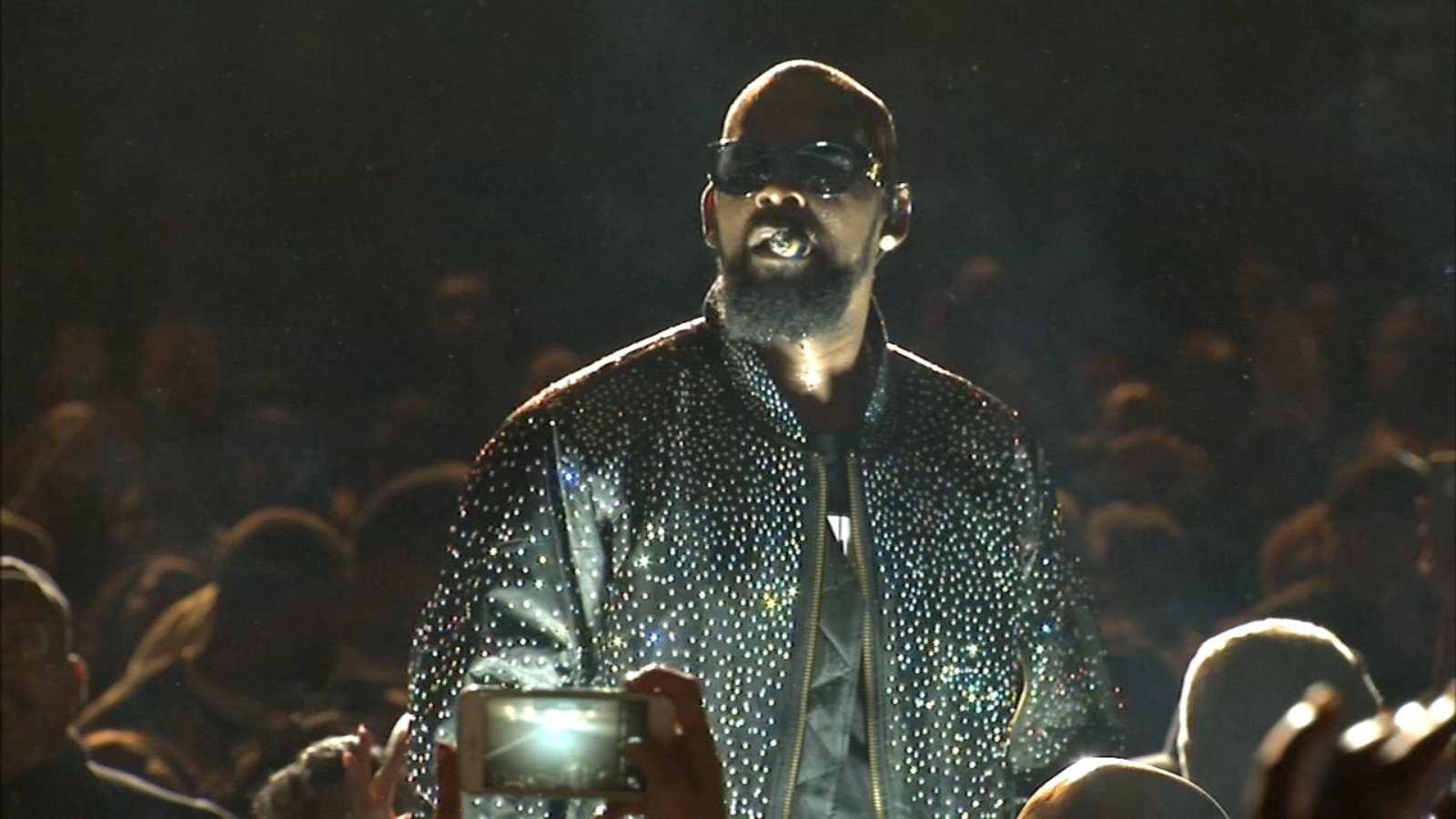 R. Kelly music cut from Spotify playlists; company cites new 'hateful ...