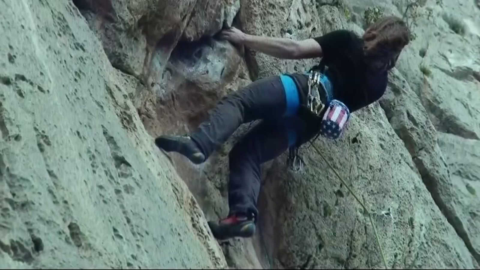 Rock climber survives 50-foot fall - ABC13 Houston