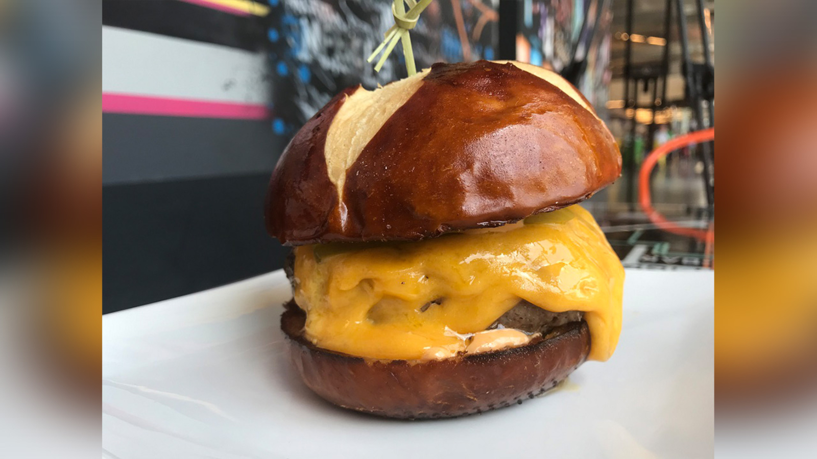 Neighborhood Eats: Burgers and breathtaking views at Piggyback Bar in ...