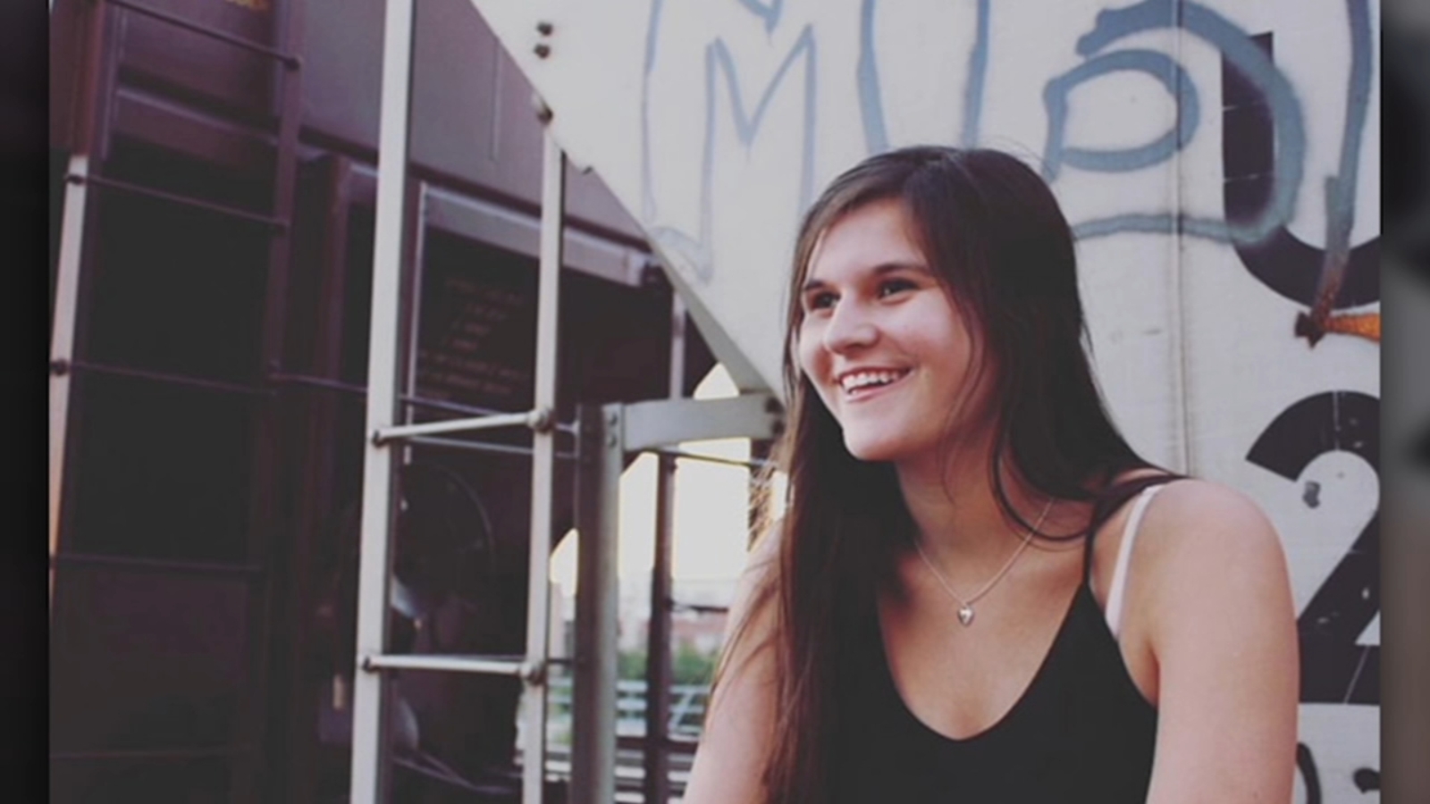 Glenbrook North HS senior dies suddenly after mysterious illness - ABC7 ...