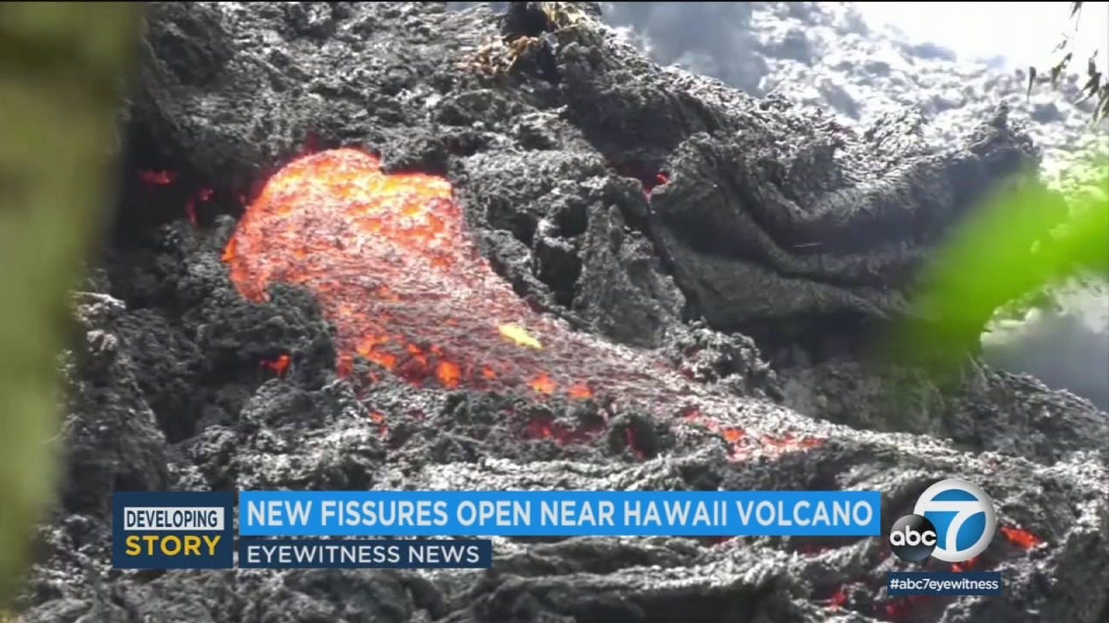 Hawaii volcano: Evacuations grow to 2,000 as new fissure opens - ABC7 ...