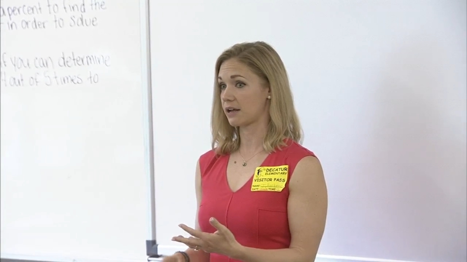 Trish Hartman speaks to students on life of a reporter - 6abc Philadelphia