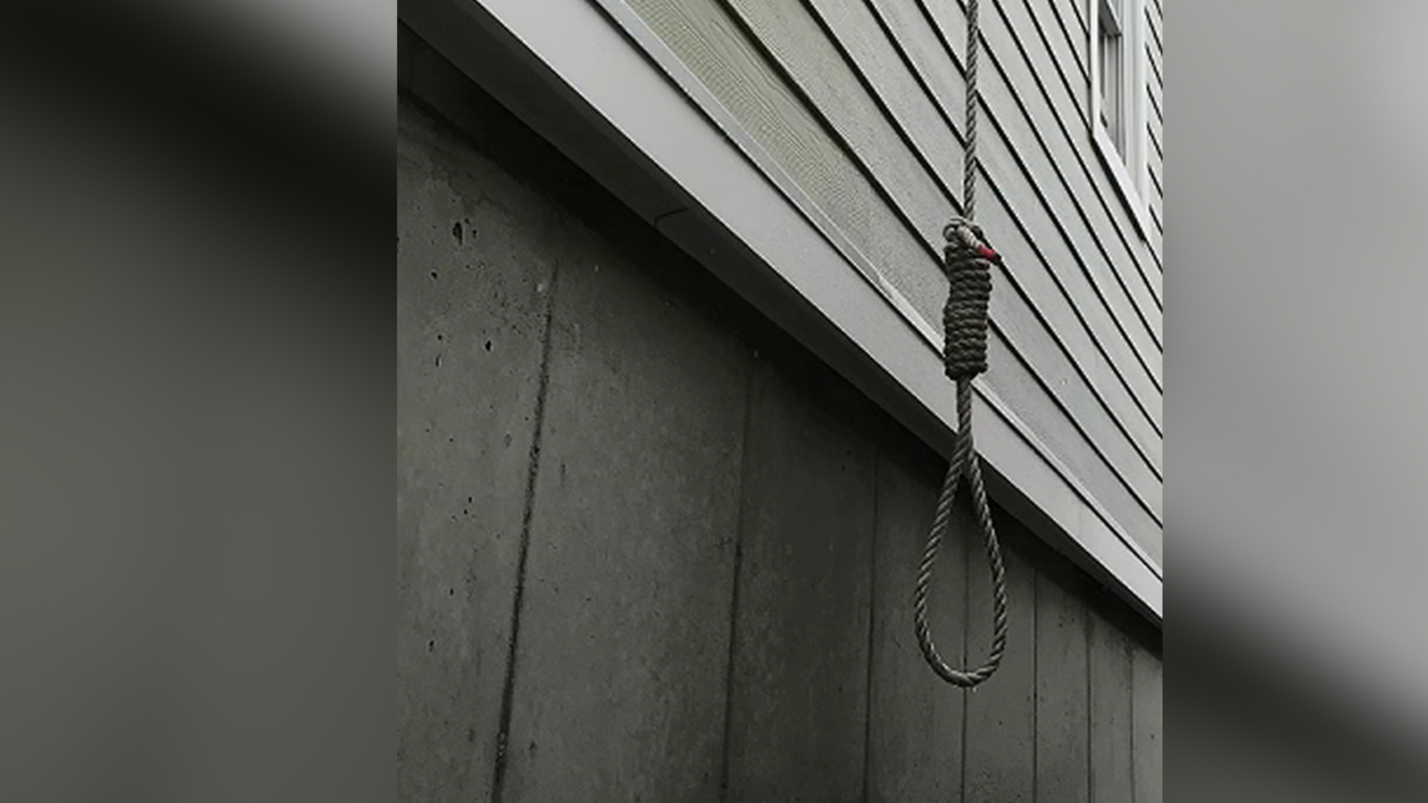 Noose found at work site in Queens prompts demand for answers - ABC7 ...