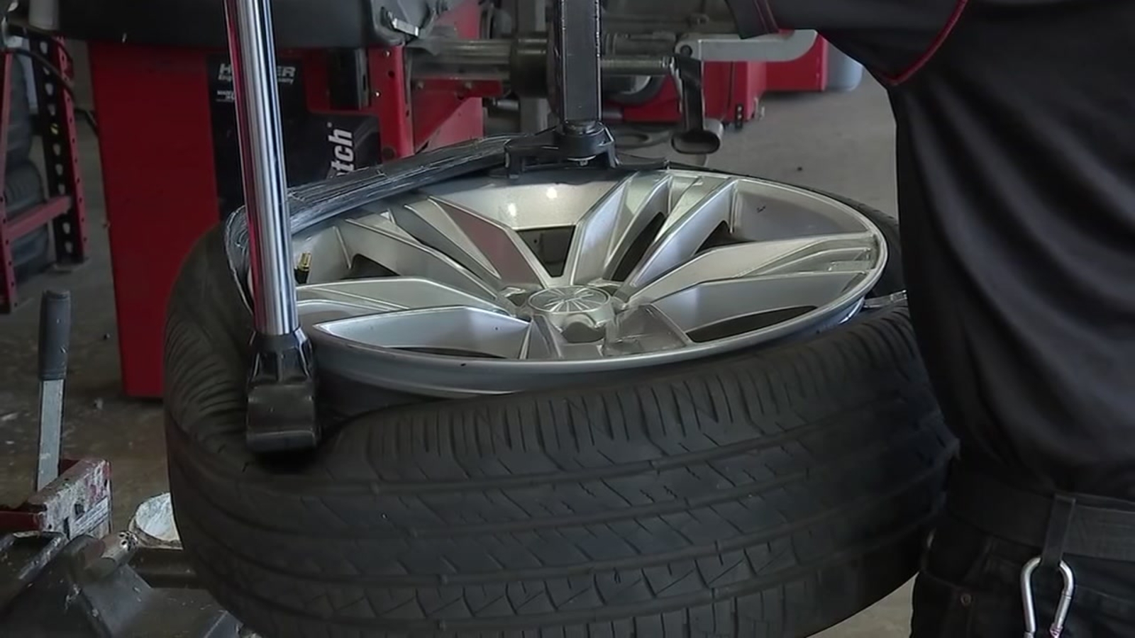 Tire safety tips to know before you hit the road this summer - ABC13 ...