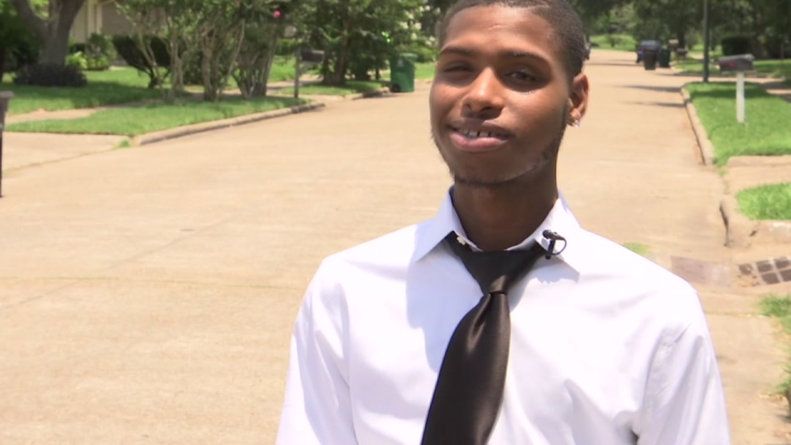 Antoine Murray, teen shot in Missouri City, leaves hospital to surprise ...