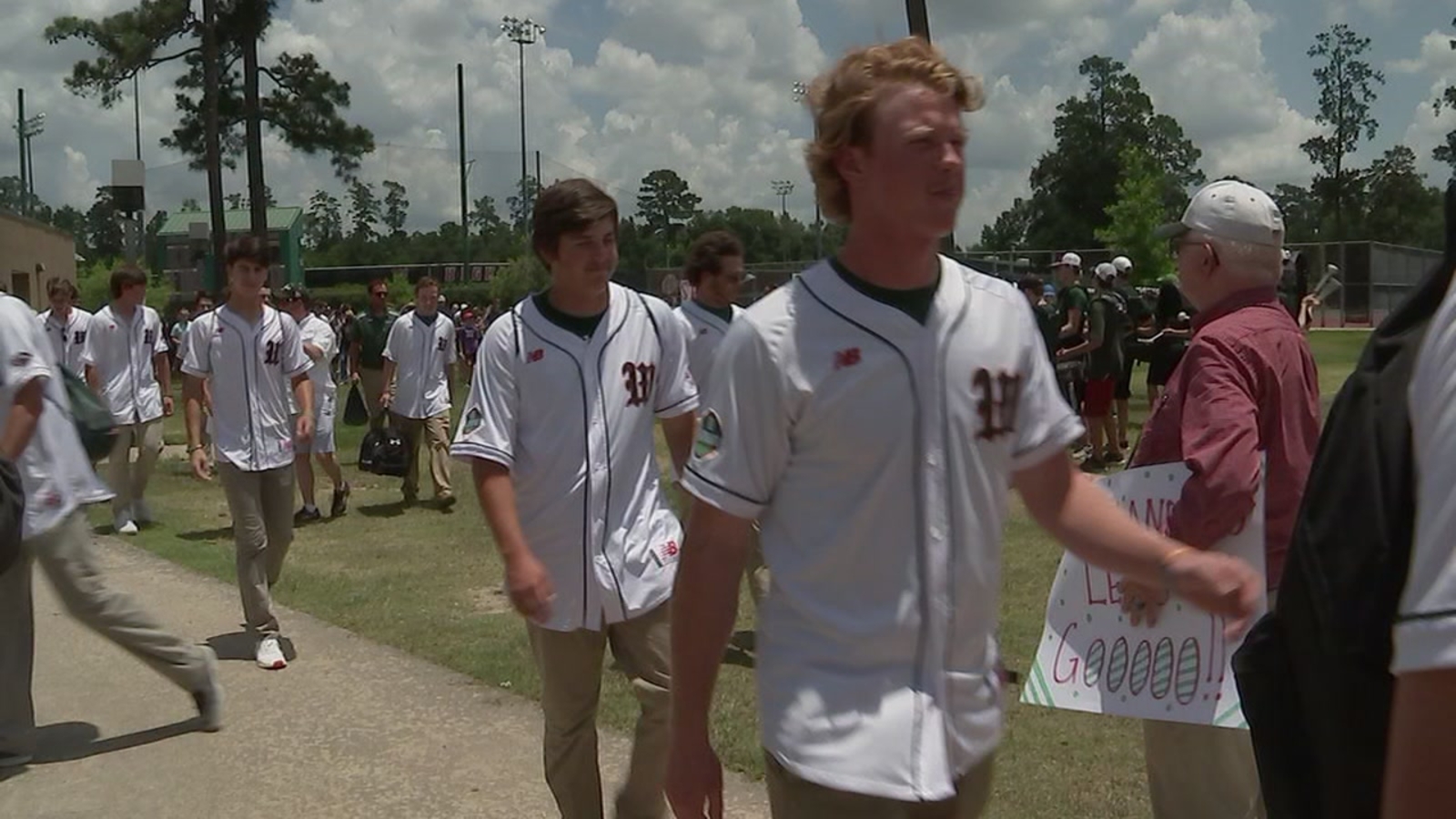 The Woodlands baseball team gets send-off before state finals trip ...