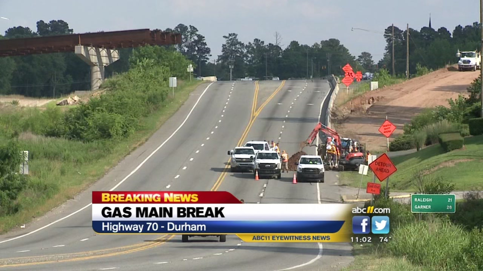 US 70 east in Durham closed after construction crew hits gas line ...