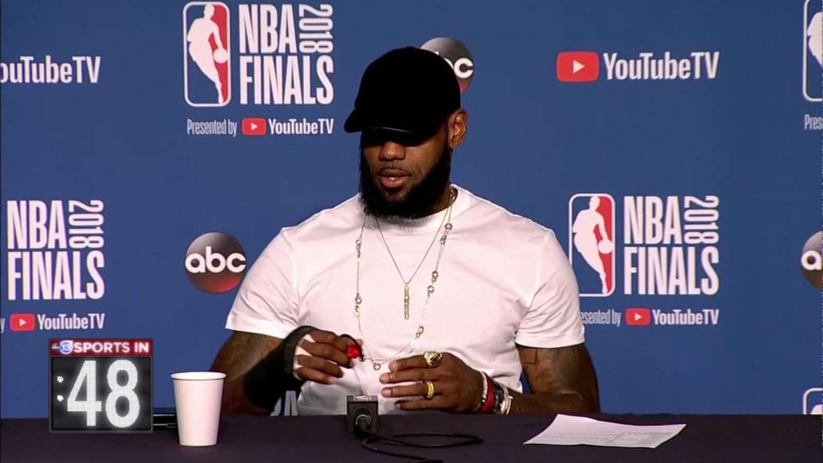 SPORTS IN 60 SECONDS: Warriors sweep Cavs in Game 4 to win NBA Finals ...