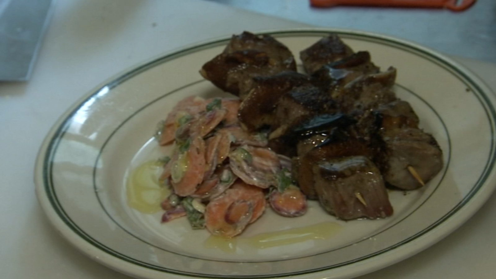 6 Minute Meal & Deal: Hungry Pigeon's Beef & Mushroom Skewers - 6abc ...