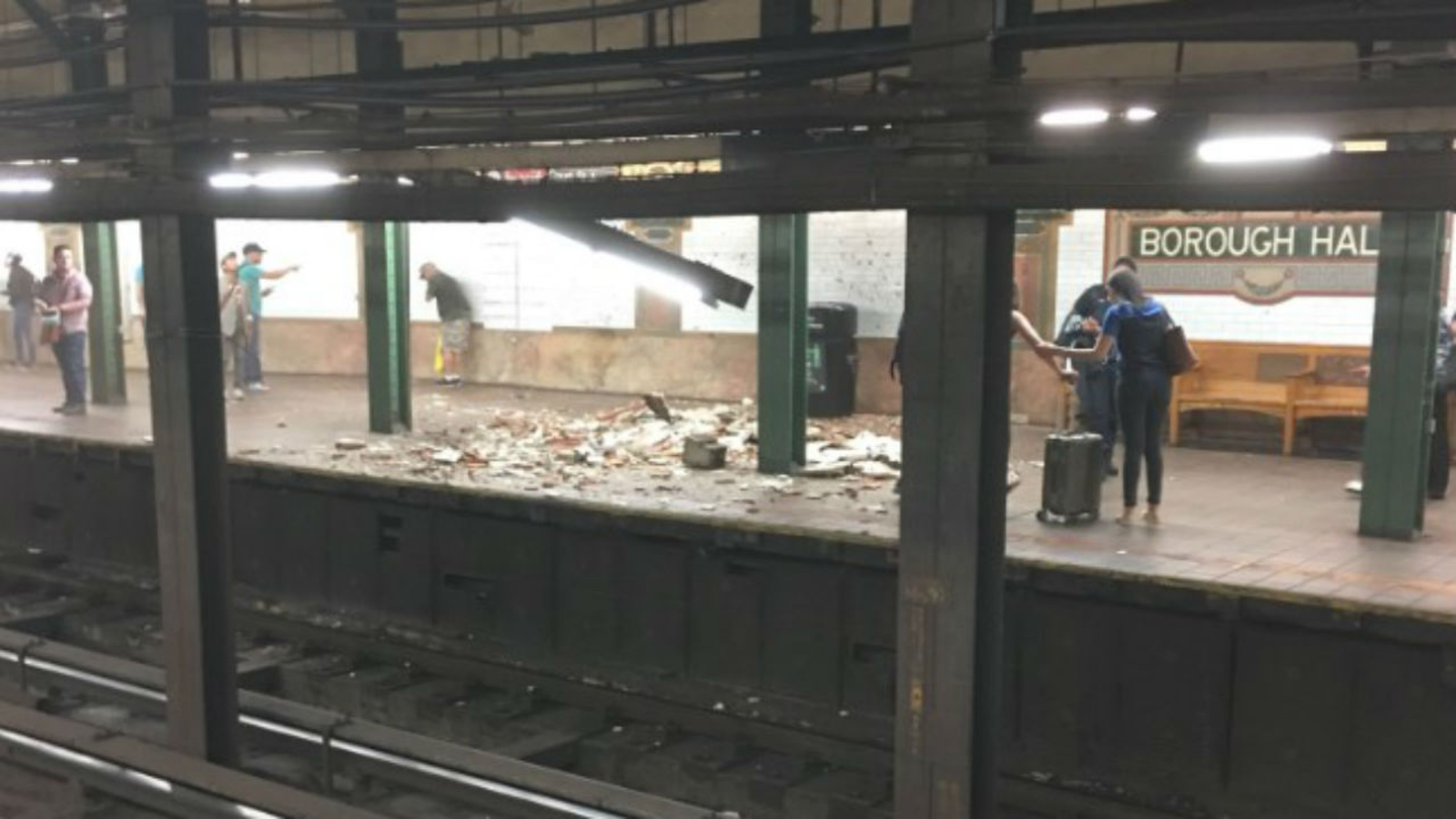 Man hit by falling debris at Borough Hall subway station - ABC7 New York