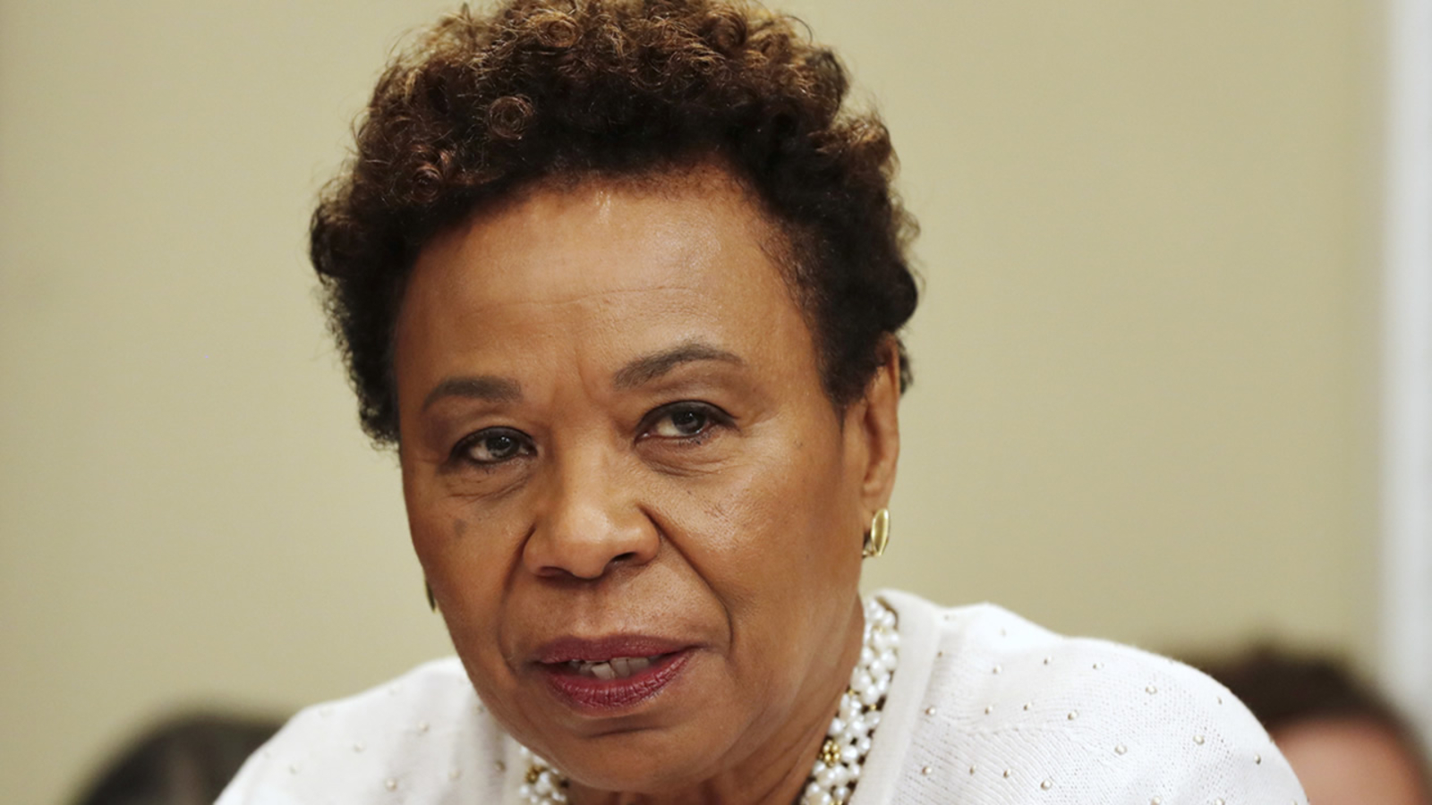 Rep. Barbara Lee asks UN to investigate family separations - ABC7 San ...