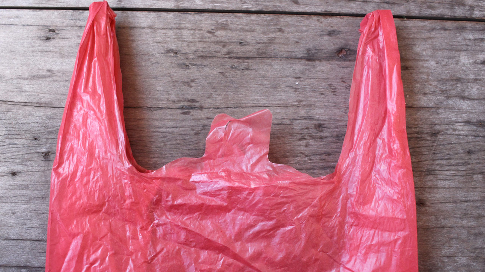New Jersey Retailers Might Soon Charge For Paper Plastic Shopping Bags new-jersey-retailers-might-soon-charge-for-paper-plastic-shopping-bags