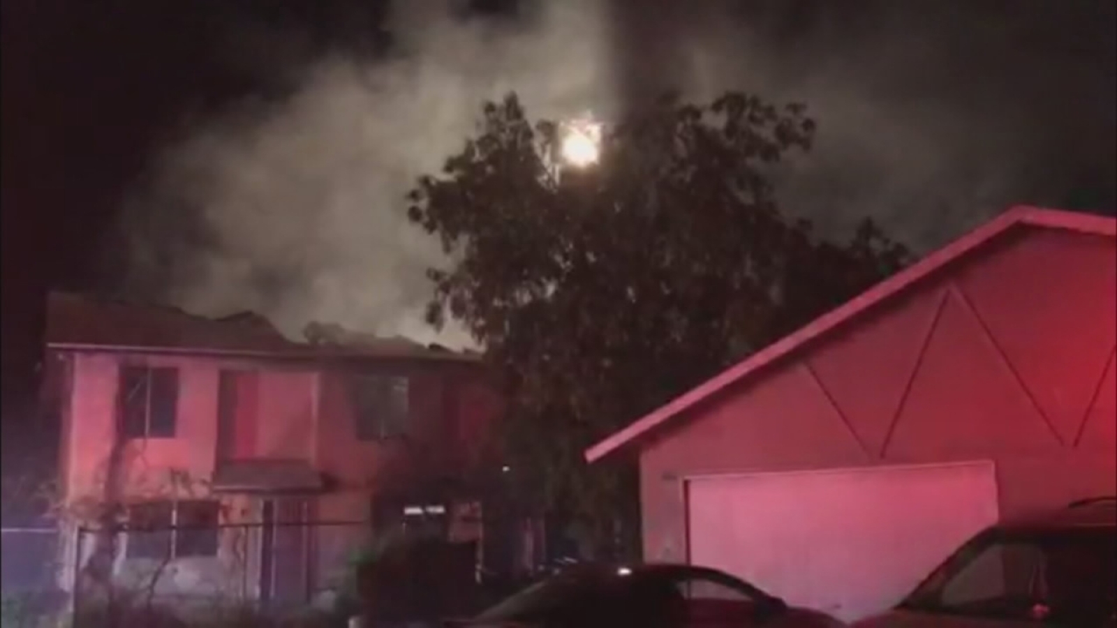 Fireworks, homeless people suspected as fire destroys southeast Fresno condo complex - ABC30 Fresno