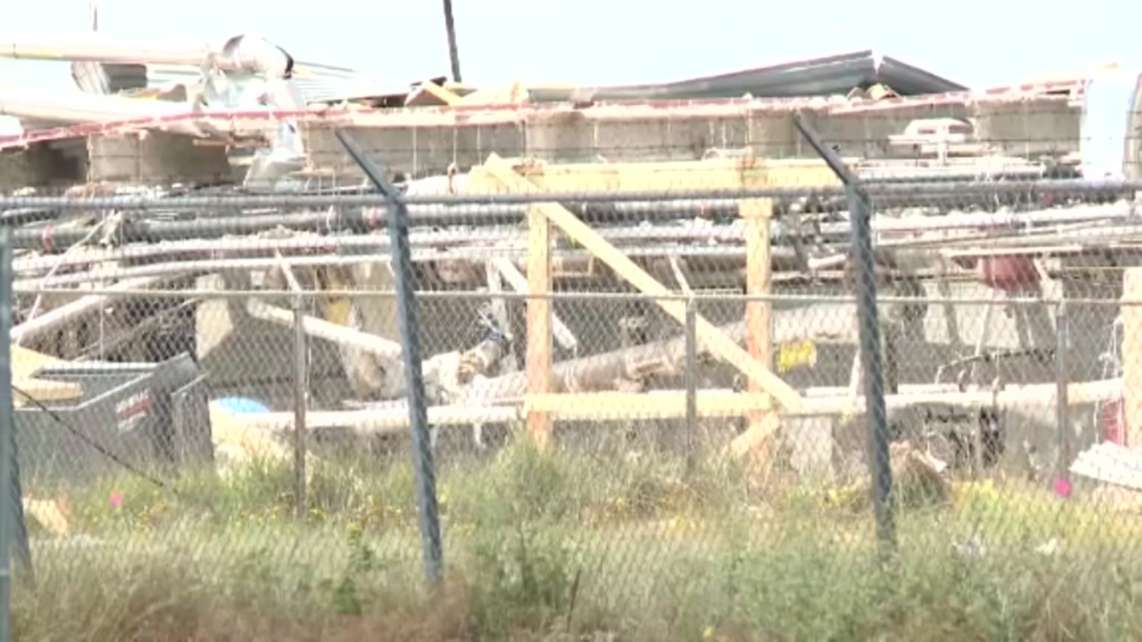 Texas hospital reopens after deadly explosion - ABC13 Houston