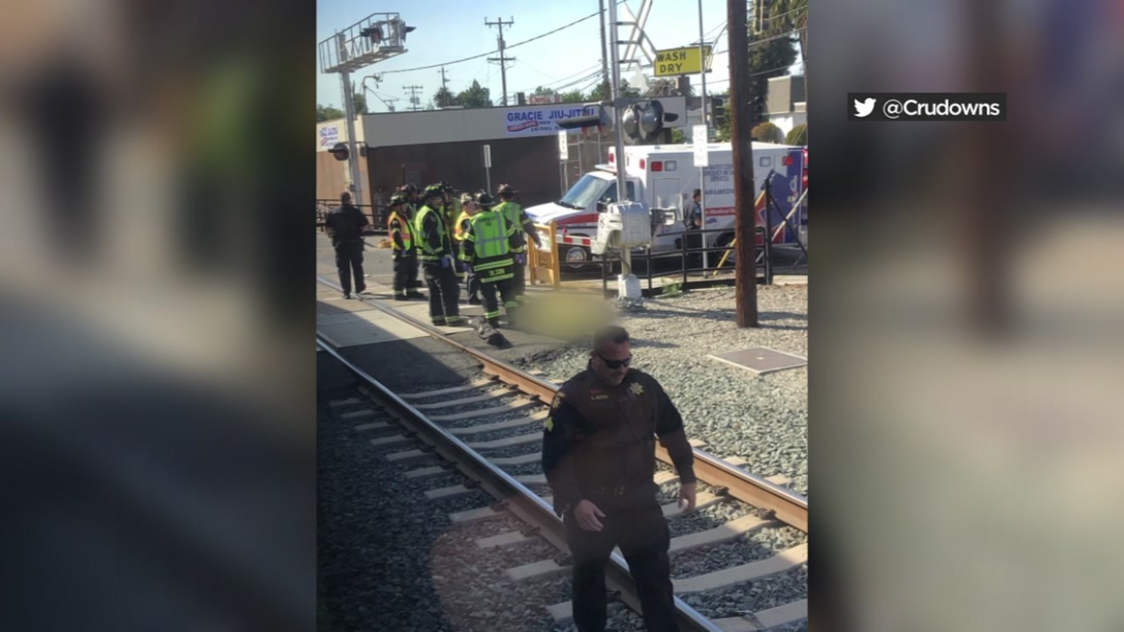 Person fatally struck on train tracks by Caltrain in Redwood City ...