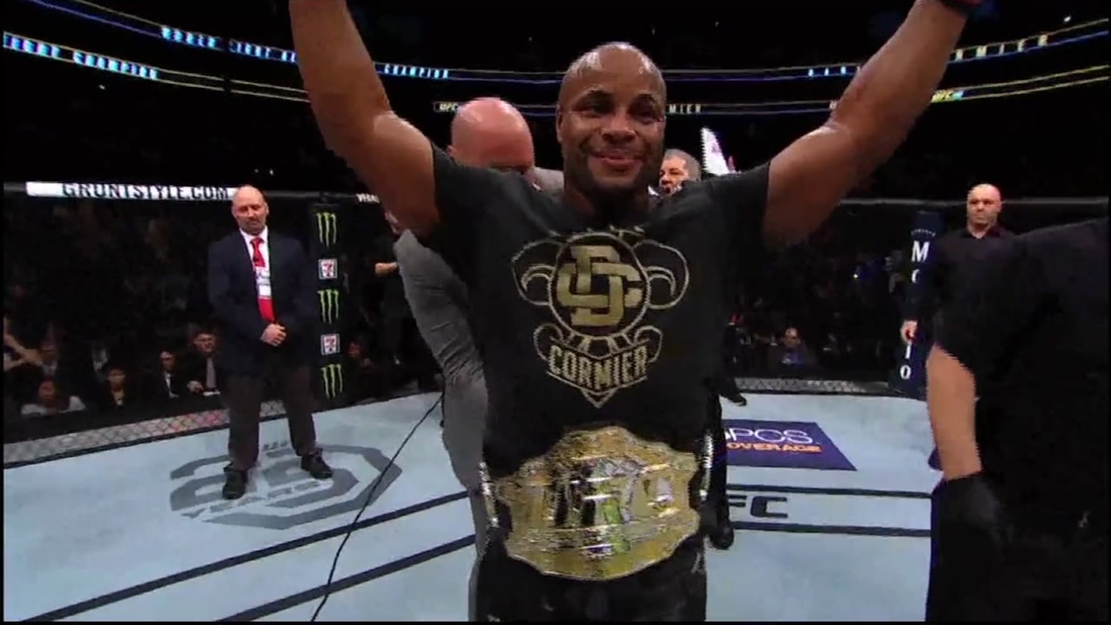 Gilroy High School wrestling students celebrate coach's UFC heavyweight ...