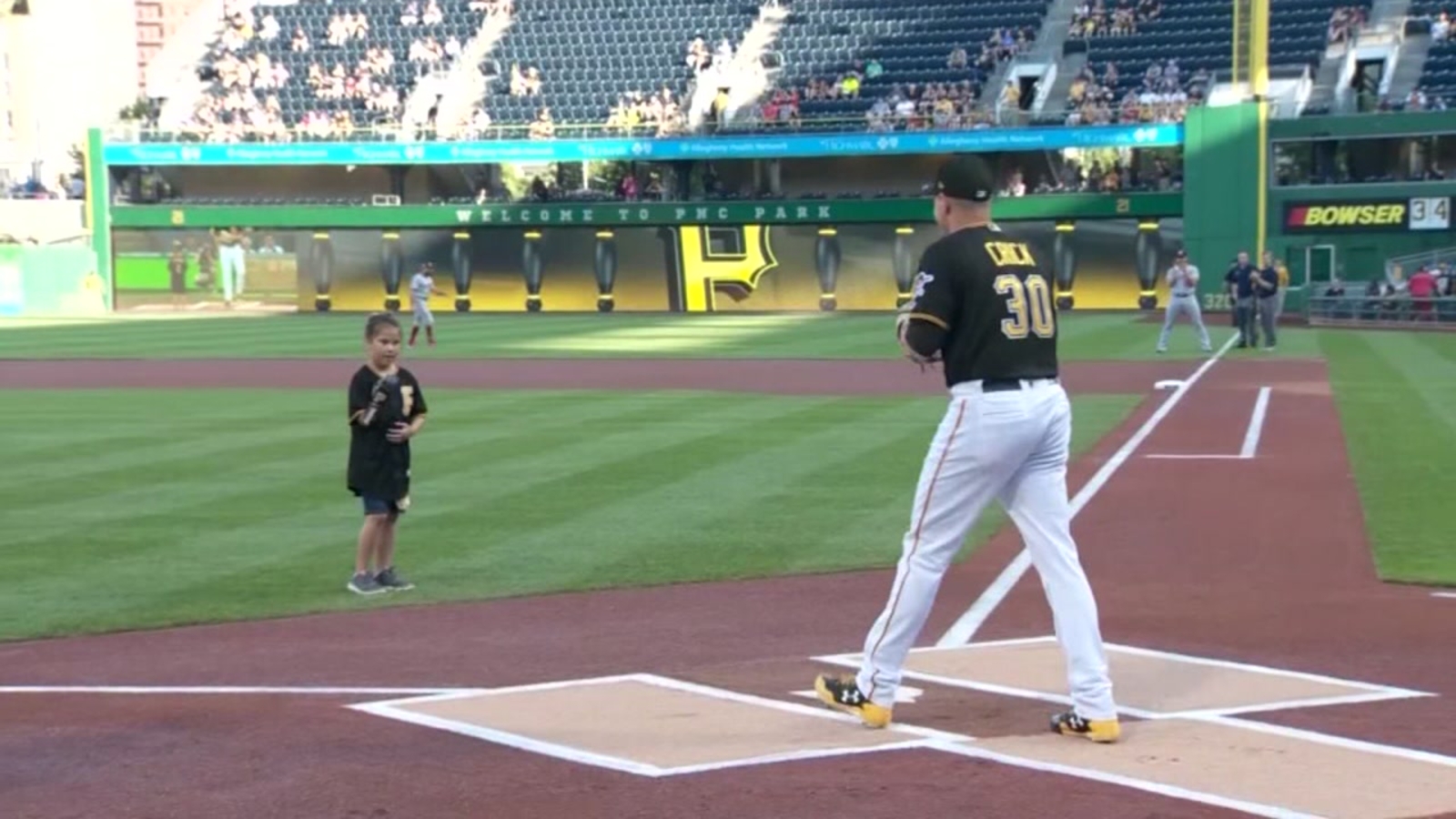 Hailey Dawson continues journey of first pitches at MLB ballparks ...