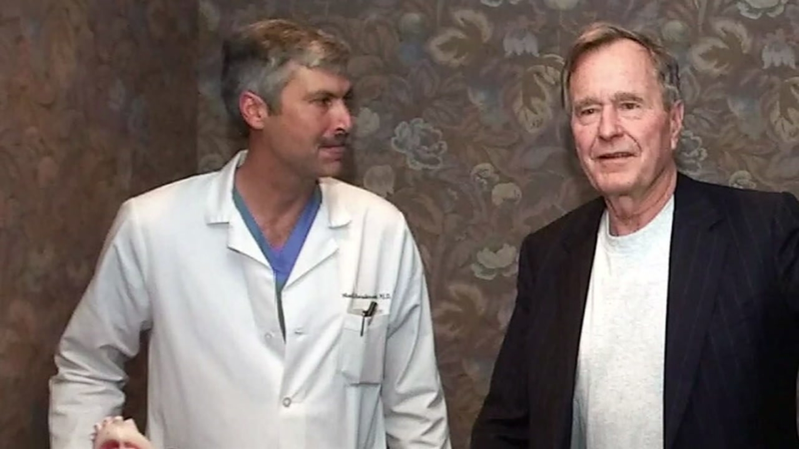 'SOMETHING'S WRONG': First responders describe effort to save doctor's ...