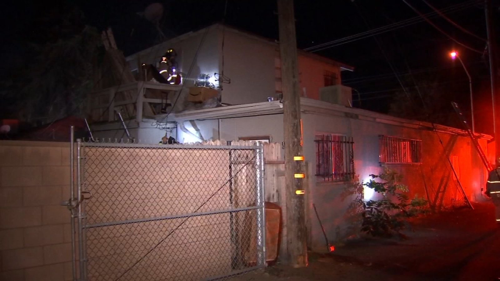 6 people left without home after Southeast Fresno house fire - ABC30 Fresno