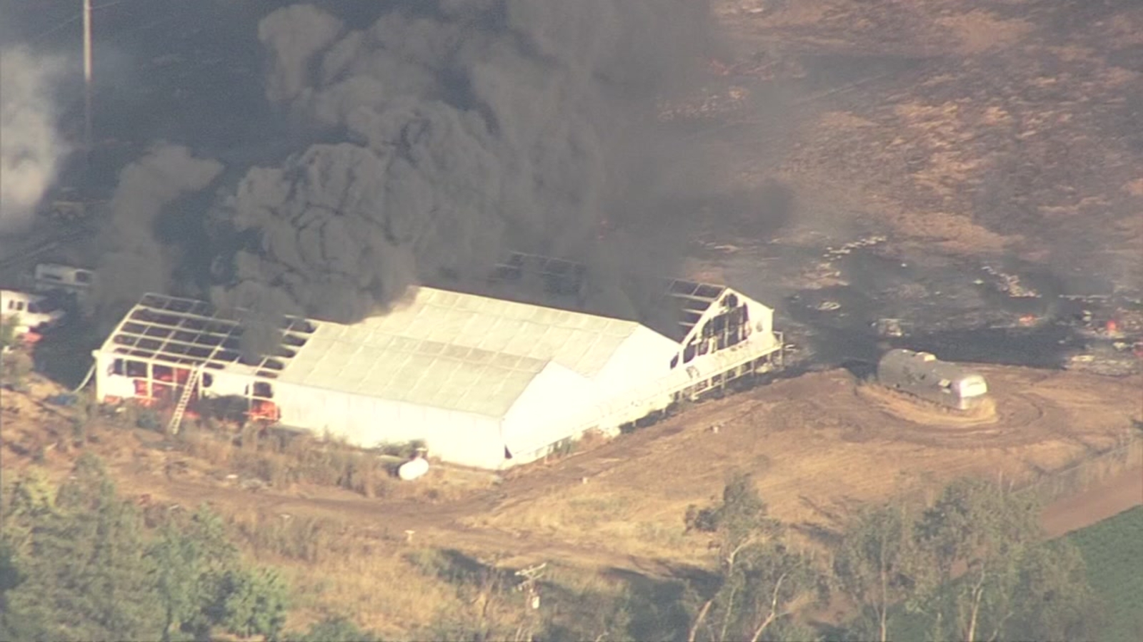 San Martin brush fire destroys 1 structure, burns dozens of acres ...