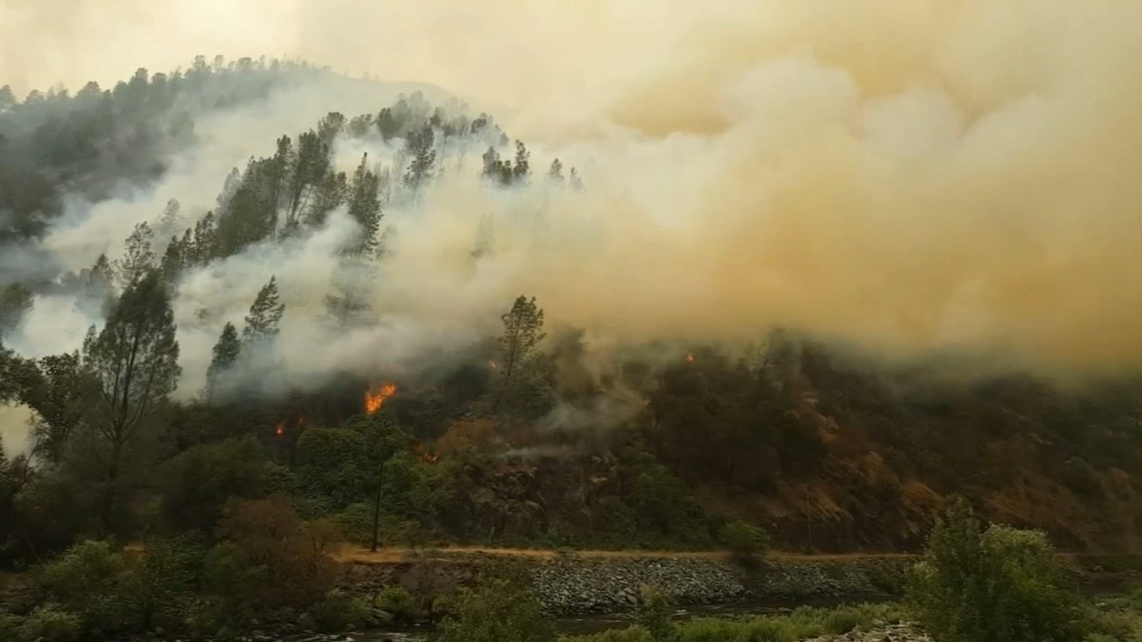 Extreme heat, strong inversion layer challenges Ferguson Fire crews ...