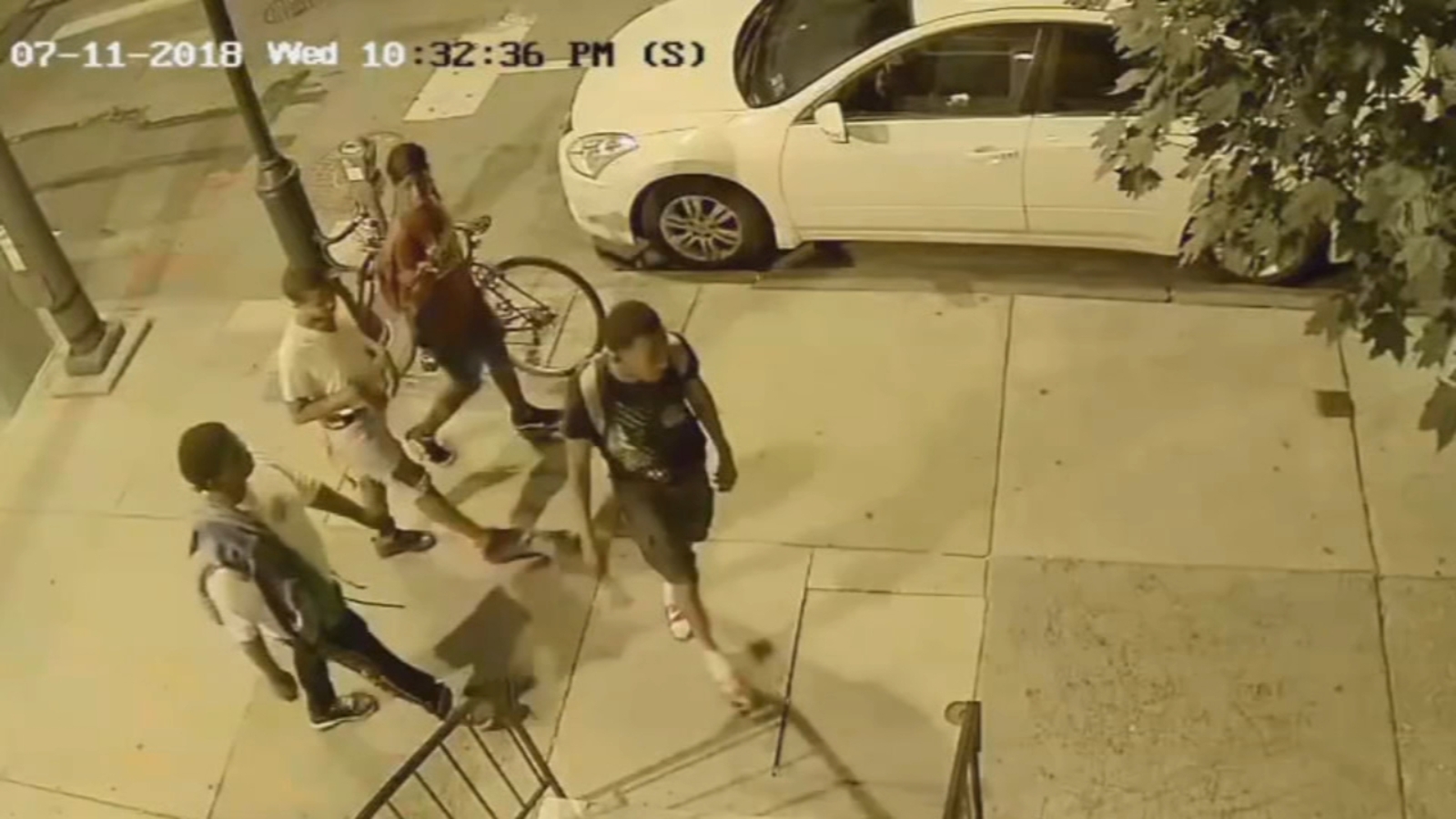 Philadelphia police release surveillance video of Center City robbery ...