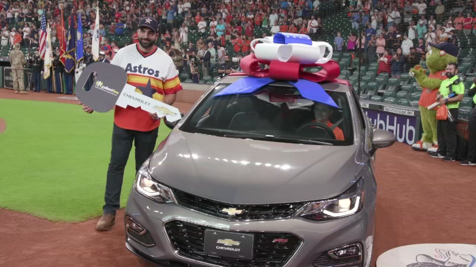 Thank you: Veteran surprised with free car at Astros game - ABC13 Houston